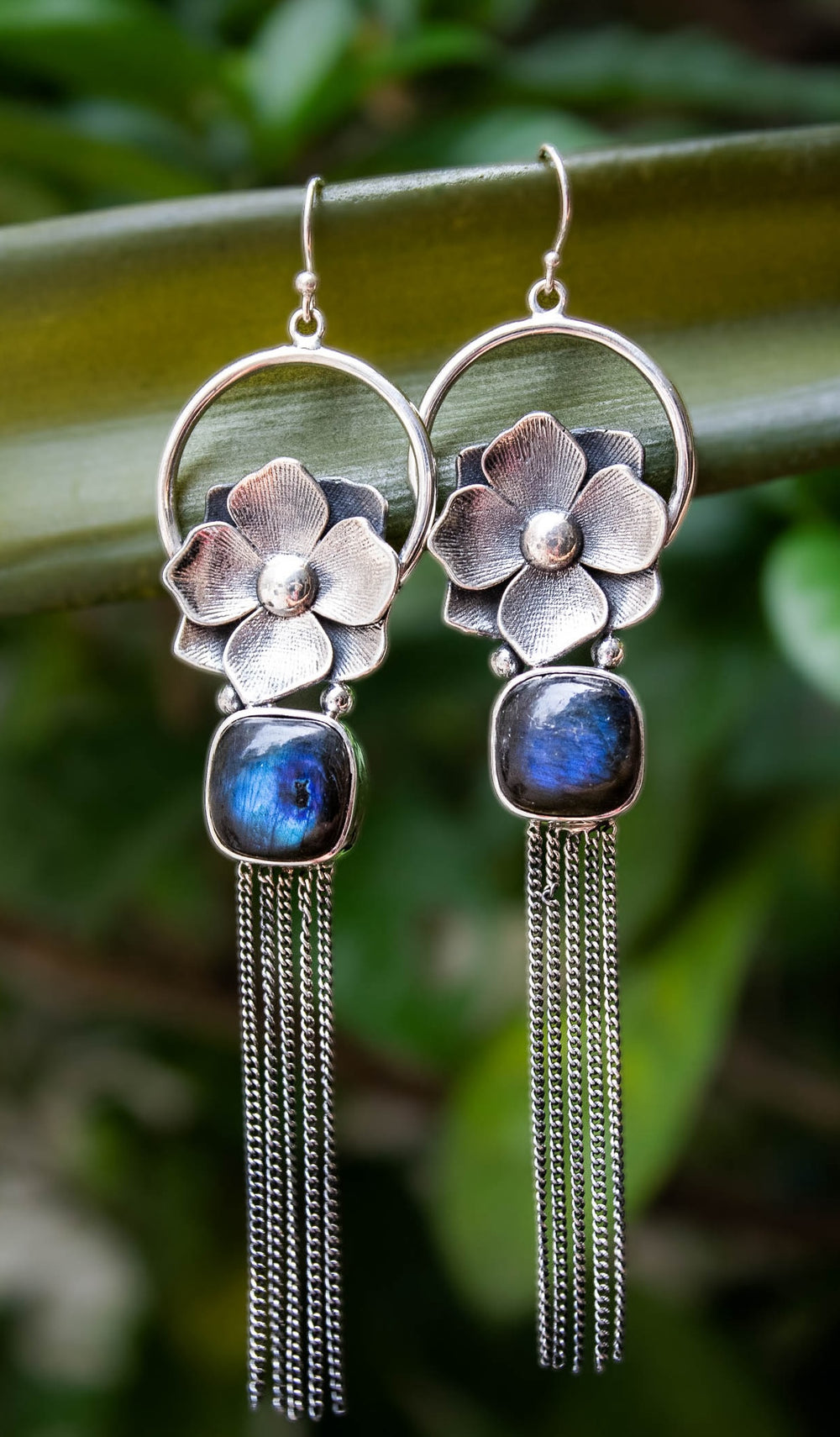 Artisan Elegance Unveiling Unique Handmade Jewelry Creations – Its Ambra